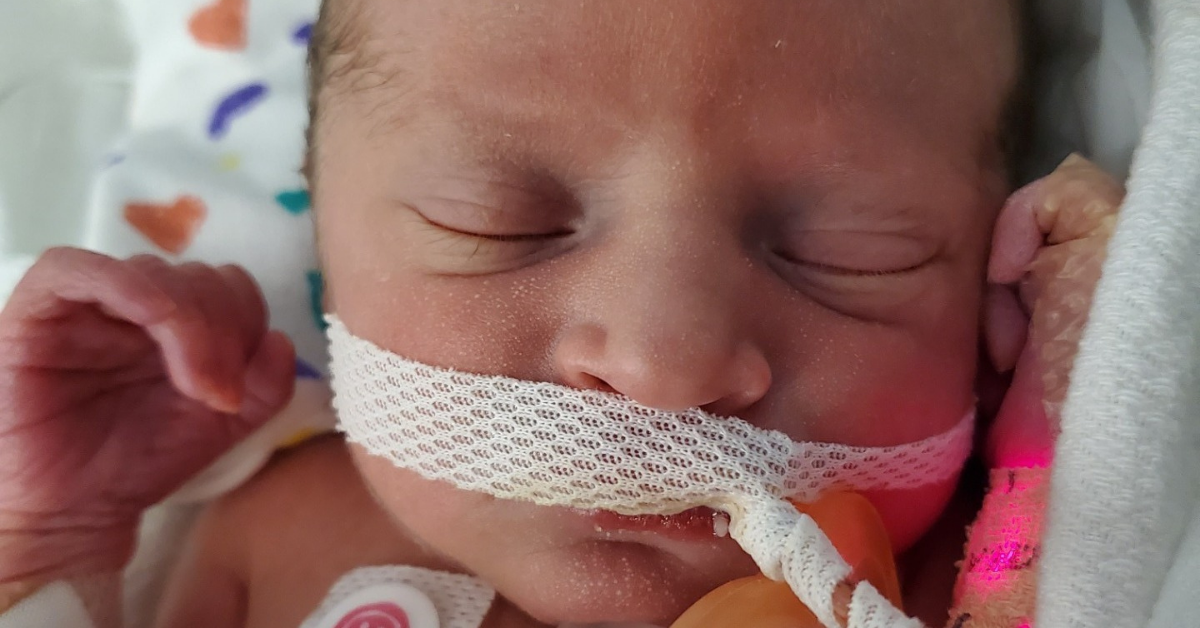 Act of (Give In)Kindness - Families Come Together to Care for NICU ...